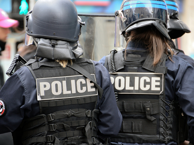 Des CRS de Marseille débarquent à Brest