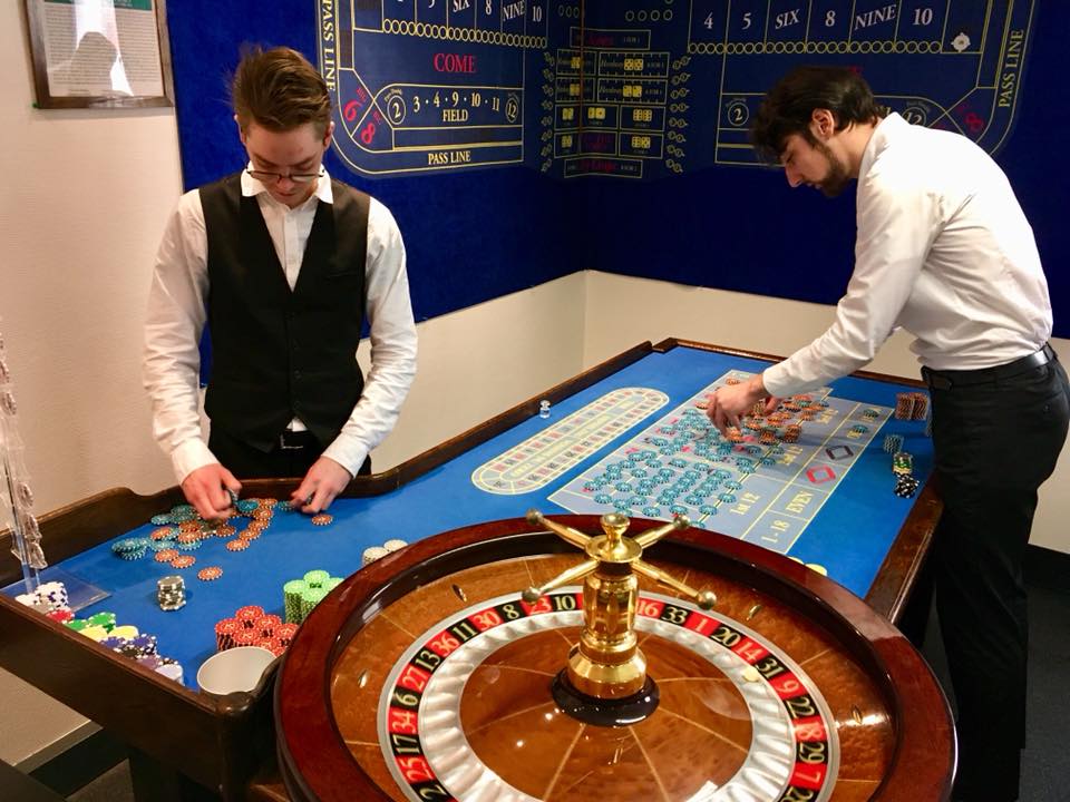 Venez découvrir le métier de croupier à Bordeaux - WIT FM